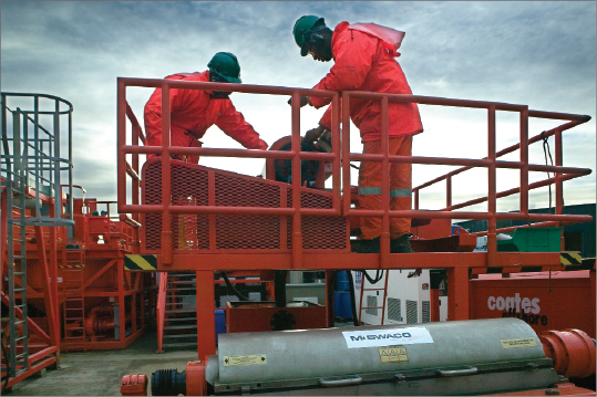 Advances in high-performance drilling fluids enhance wellbore strength ...