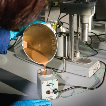 Advances in high-performance drilling fluids enhance wellbore strength ...