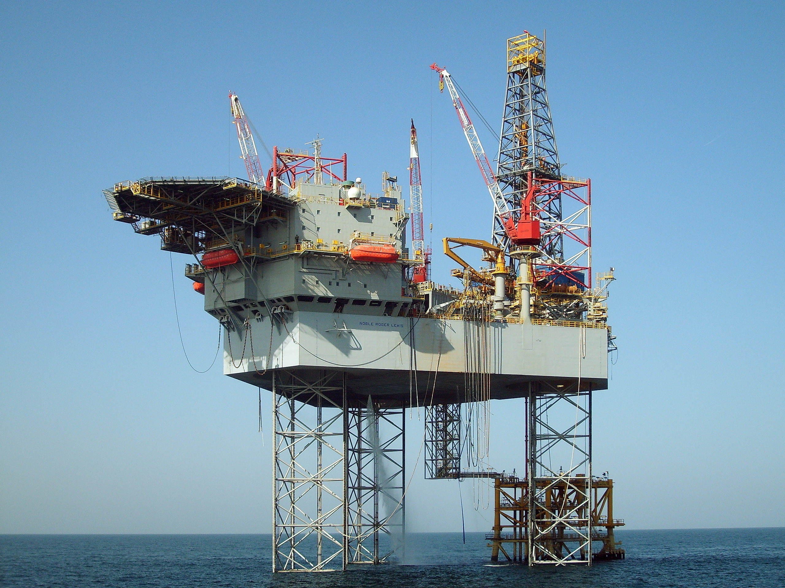 Dayrates are down, but rig count remains steady in Middle East ...